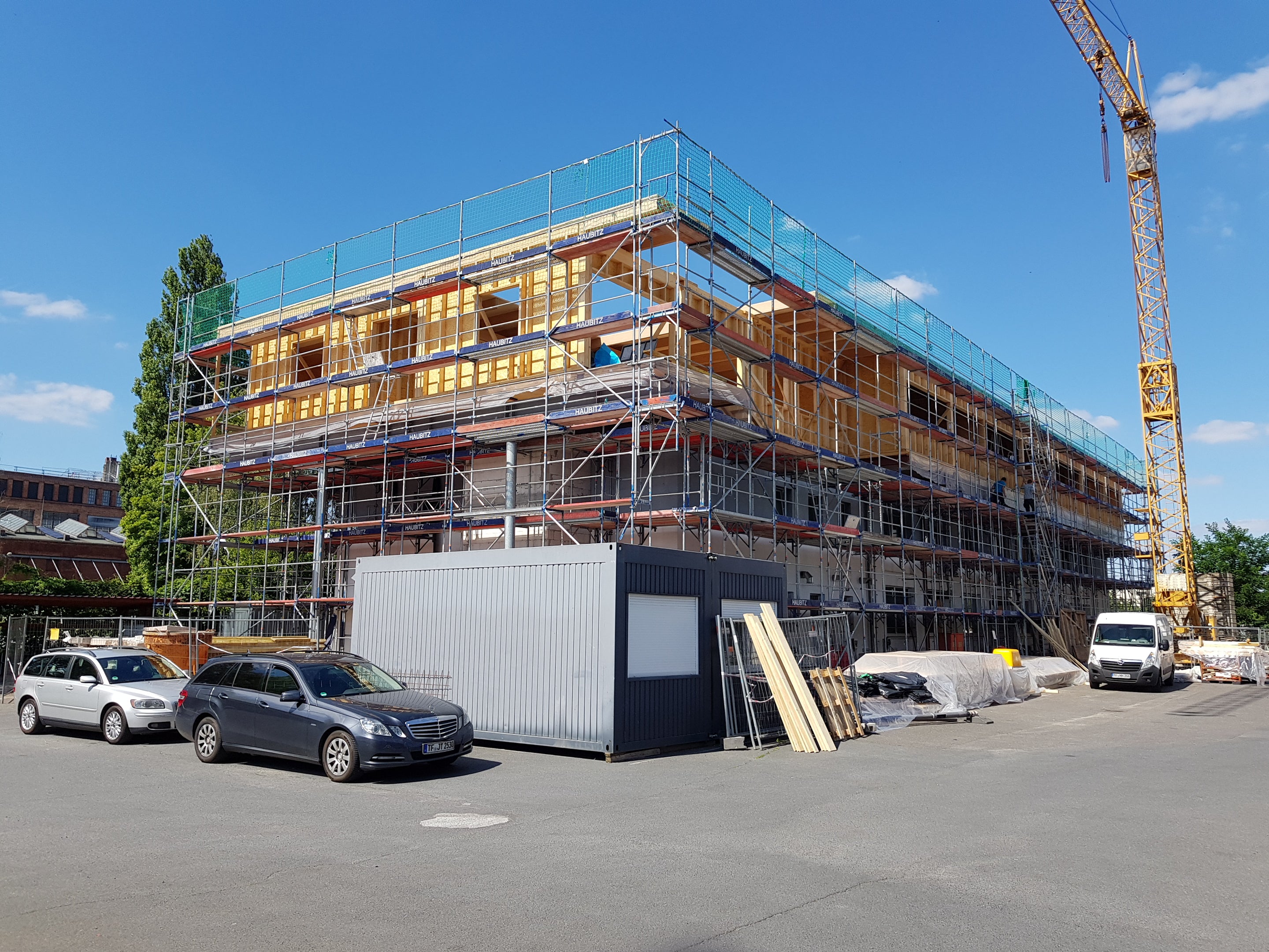 Office building extension – X-fix wood connector GmbH